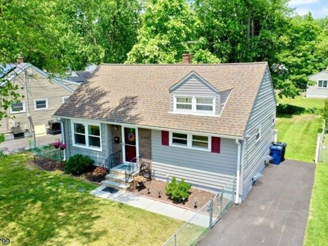 Loretta Ter, Plainfield, Home For Sale