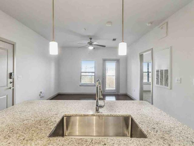 Loretto at Creekside 1 Bedroom Apartment for Rent at 7319 N Loop 1604 E, San Antonio, TX 78233