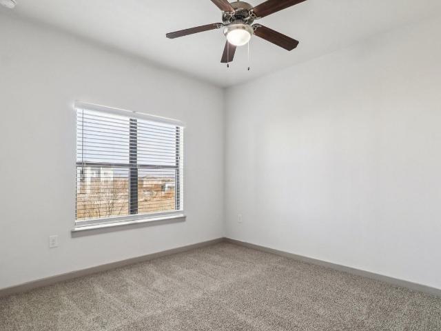 Loretto at Creekside 2 Bedroom Apartment for Rent at 7319 N Loop 1604 E, San Antonio, TX 78233