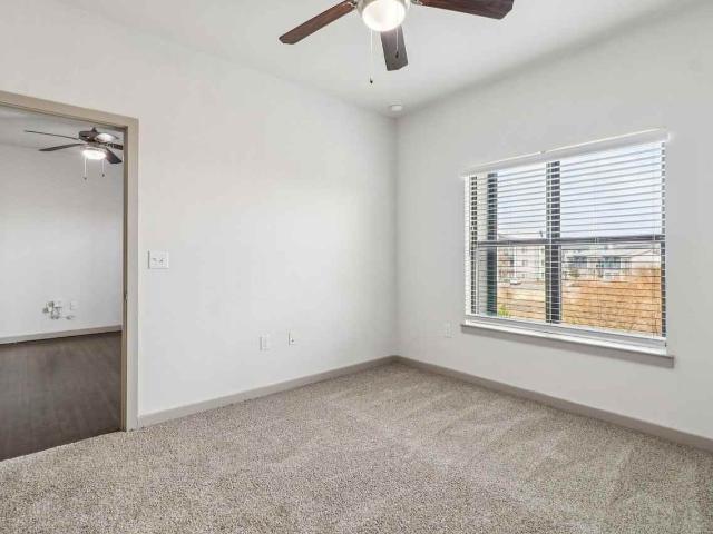 Loretto at Creekside 2 Bedroom Apartment for Rent at 7319 N Loop 1604 E, San Antonio, TX 78233