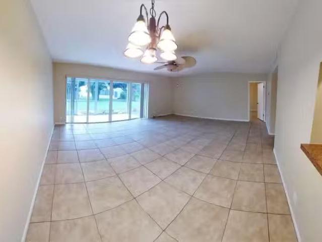 Lori Dr, Palm Springs, FL 33461