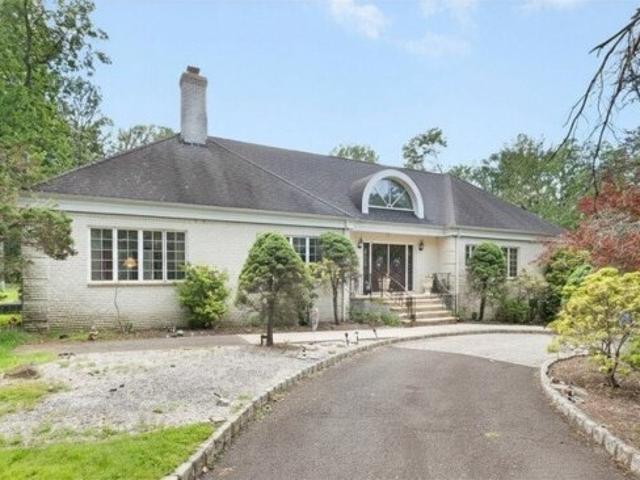 Loriann Rd, Warren Twp, Home For Sale