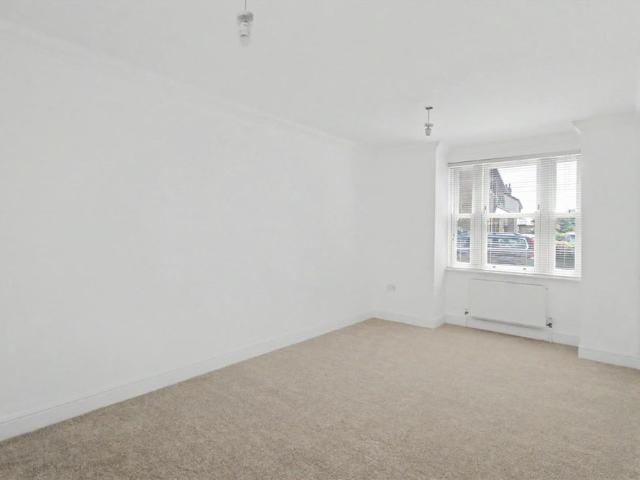 Lorien House, Hersham Village