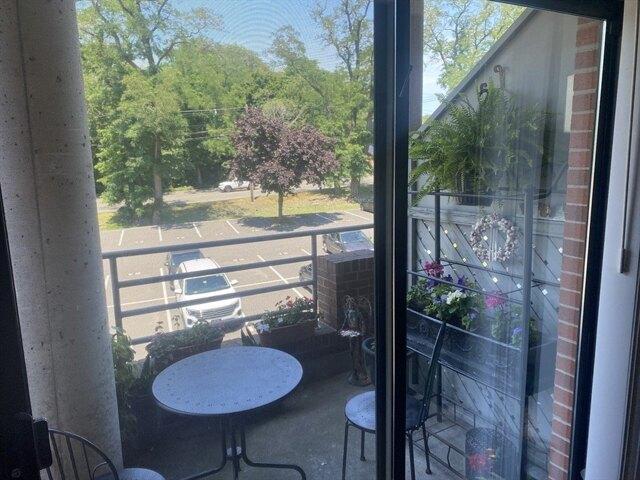 Loring Ave Apt,swampscott, Condo For Sale