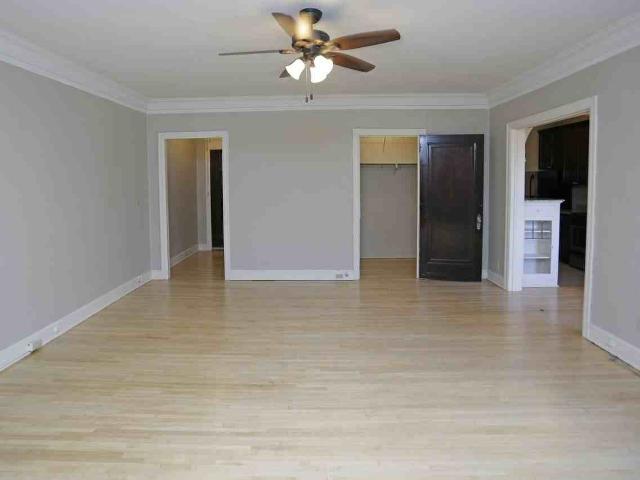 Loring Grove Apartments Studio Apartment for Rent at 125 Oak Grove St, Minneapolis, MN 55403 Loring Park