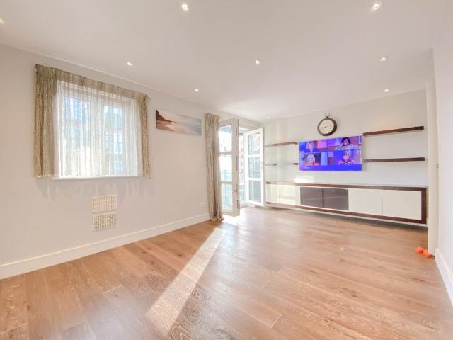 Lorne Close, St Johns Wood, London NW8, 2 bed flat to rent, £3,250 pcm | PrimeLocation