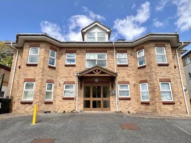 Lorne Park Road, Bournemouth, 1 Bedroom Apartment