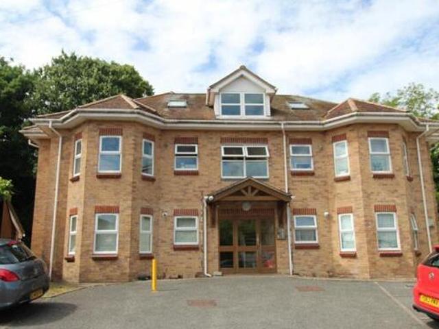 Lorne Park Road, Bournemouth, 1 Bedroom Apartment