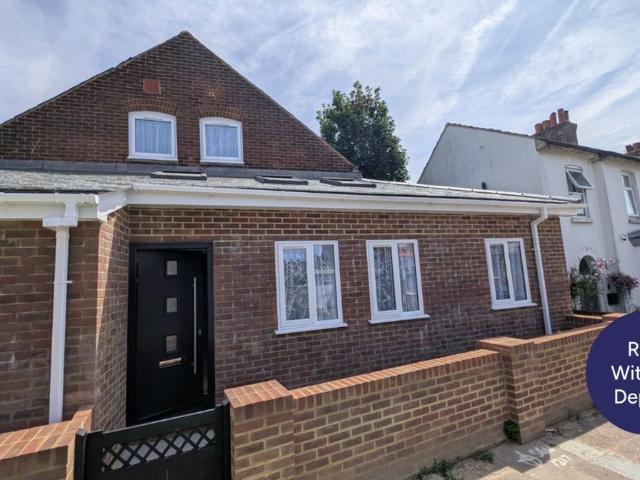 Lorne Road, Dover, Kent CT16, 3 bed end terrace house to rent, £1,250 pcm | PrimeLocation