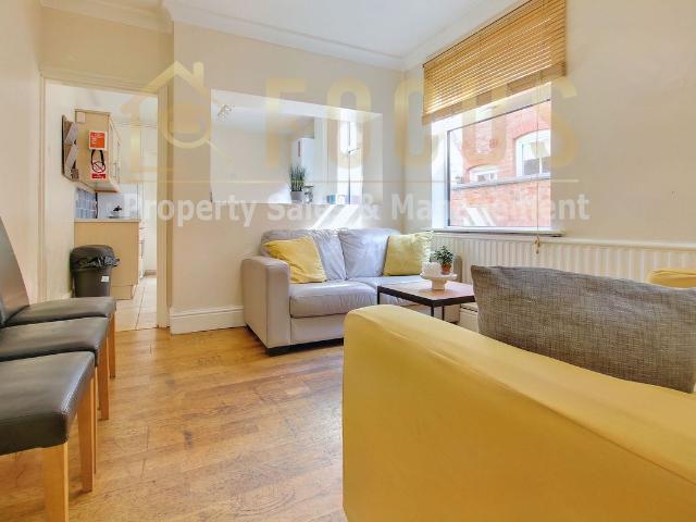 Lorne Road, Leicester LE2, 5 bed terraced house to rent, £1,800 pcm | PrimeLocation