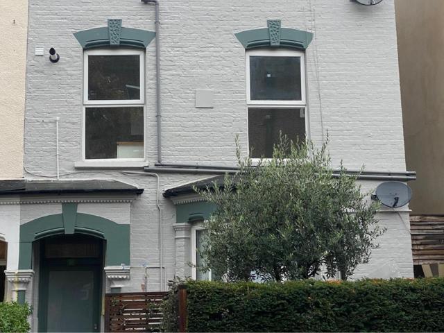 Lorne Road, London N4 2 bed flat to rent £2,000 pcm £462 pw