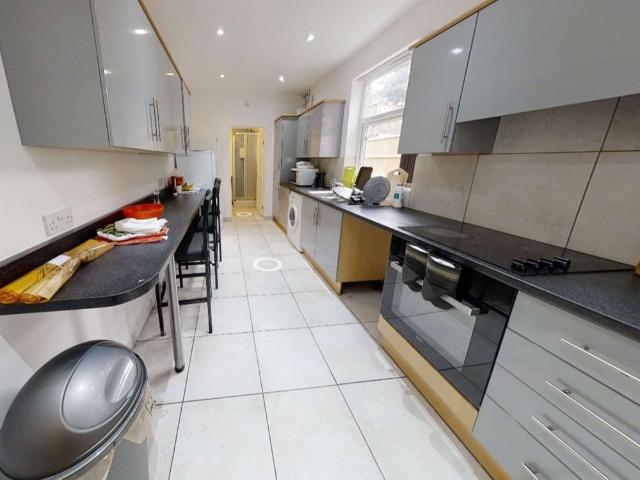 Lorne Road Room 3