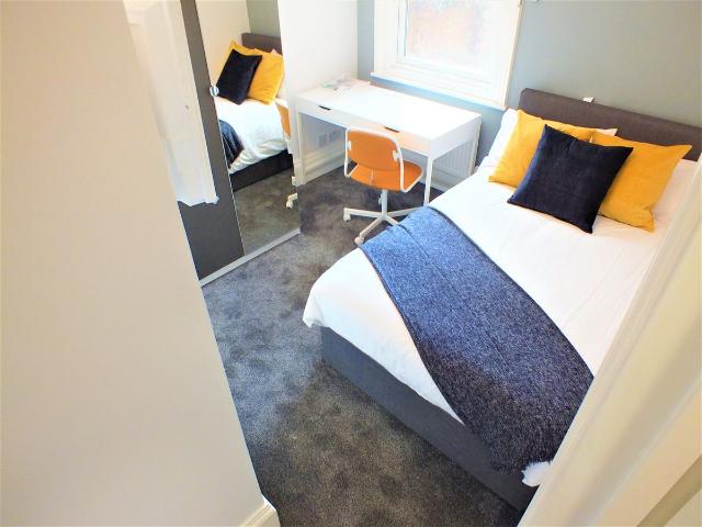 Lorne Street, Reading, Berkshire RG1, Room to rent, £725 pcm | PrimeLocation