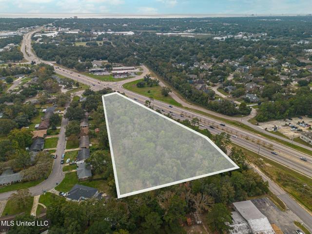 Lorraine Road, Gulfport, MS 39503