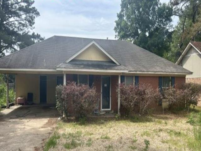 Lost Lake Cir