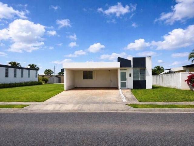 Los Corales Unit D, Arecibo, Home For Sale