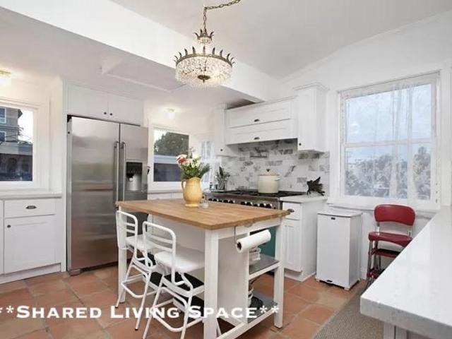 Los Angeles CA 90036 57110340