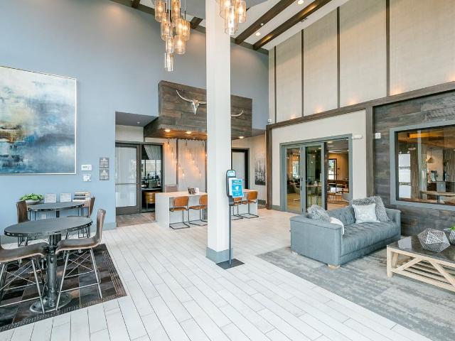 Los Altos Trinity Green 2 Bedroom Apartment for Rent at 990 Singleton Blvd, Dallas, TX 75212 Fredrick Douglas