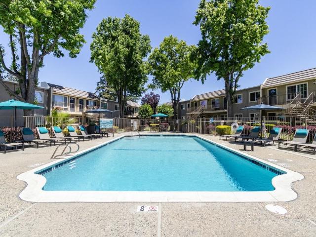 Los Gatos Landing 2 Bedroom Apartment for Rent at 2130 Southwest Expy, San Jose, CA 95126 Del Marietta Southwest