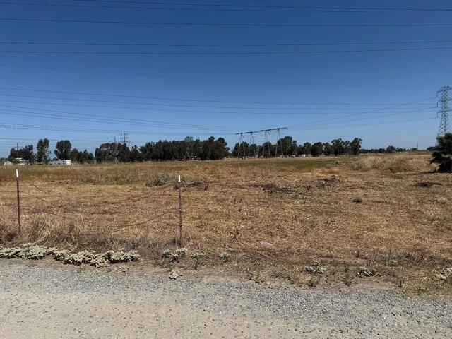Los Garcias Ln, Elverta, CA 95626