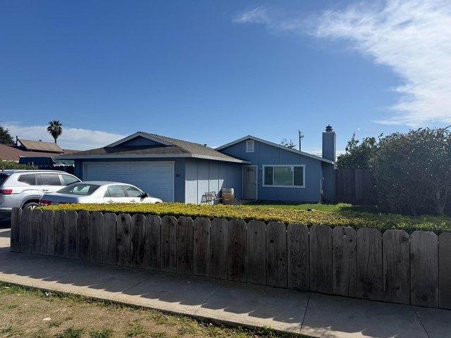 1253 Los Padres Ct, Greenfield, CA 93927