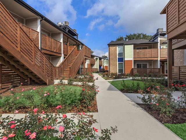 Los Prados 2 Bedroom Apartment for Rent at 125 Dyna Dr, Houston, TX 77060 Greater Greenspoint