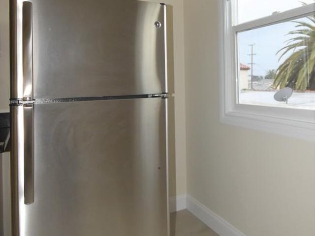 Los Robles Apartments 2 Bedroom Apartment for Rent at 1733 Seminary Ave, Oakland, CA 94621 Seminary