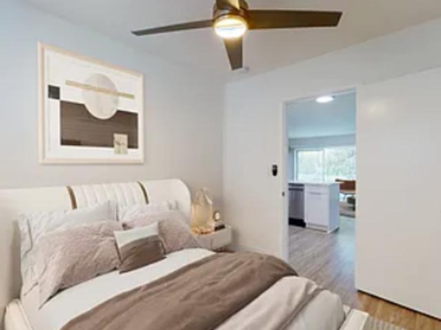Los Robles Properties, LLC 2 Bedroom Apartment for Rent at 400 N Los Robles Ave, Pasadena, CA 91101 The Oaks