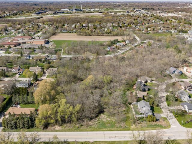 Lot0 W Drexel Ave