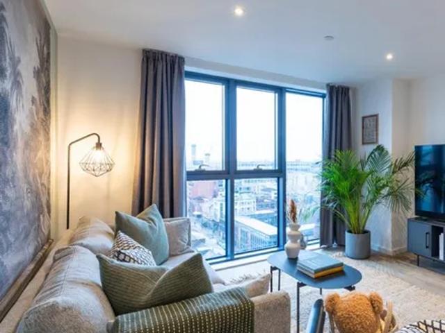 Lotus Thai Spa, 58 Swan Street, Manchester, M4 5JU, United Kingdom | 3 bed apartment for rent #140398823 | Rentberry