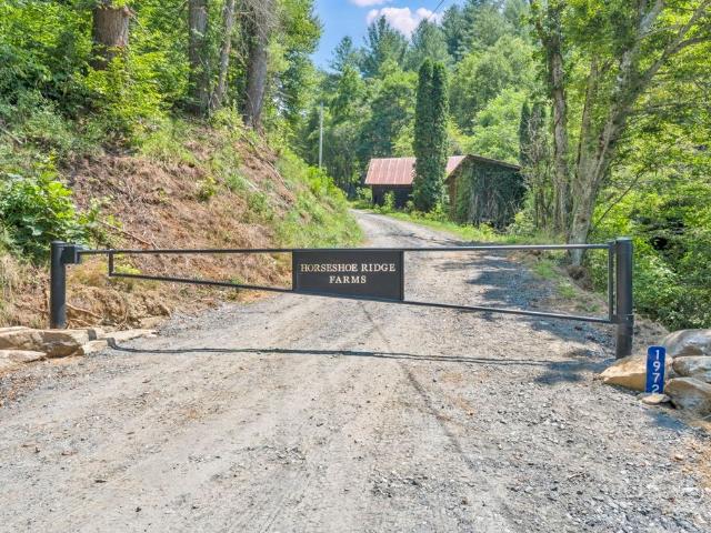 Lot 3 Horseshoe Trail