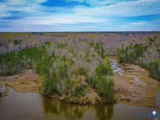 Lot 3 Solaris Pointe