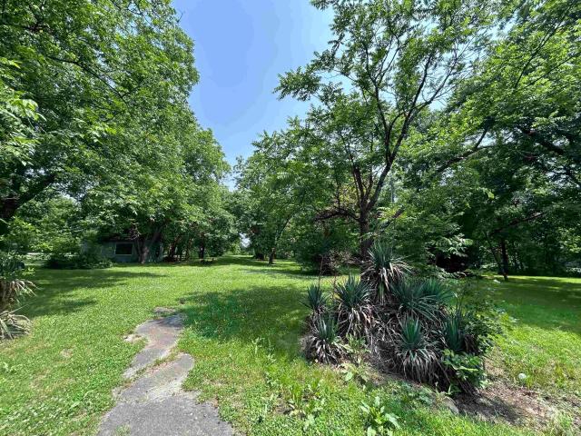 Lot 10 Block L, N Porter St