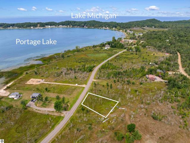 Lot 10 Fairway