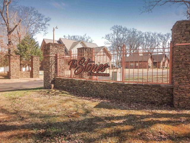 Lot 10 northtowne dr