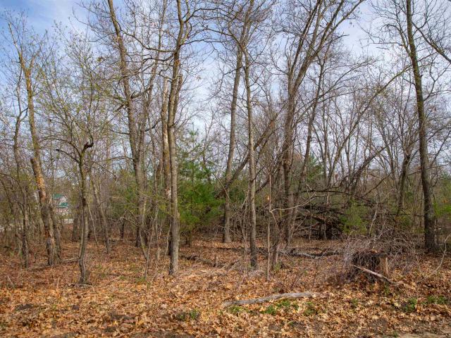 Lot 11 Lakeshore Drive