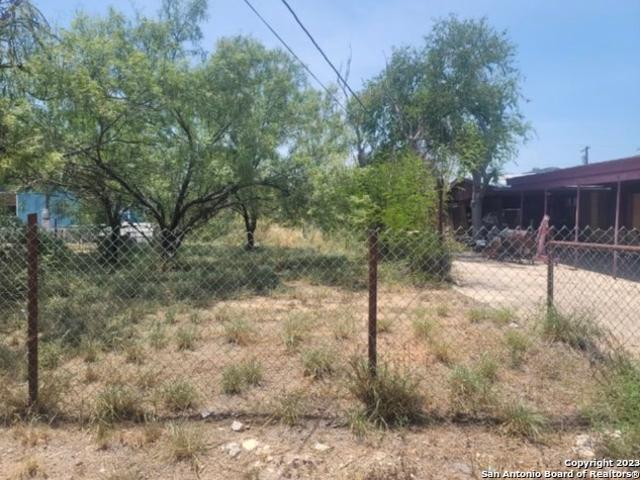 LOT 13 N 8Th St