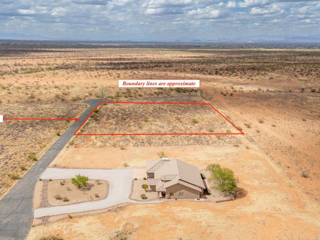 Lot 18 Roberto Loop # 18