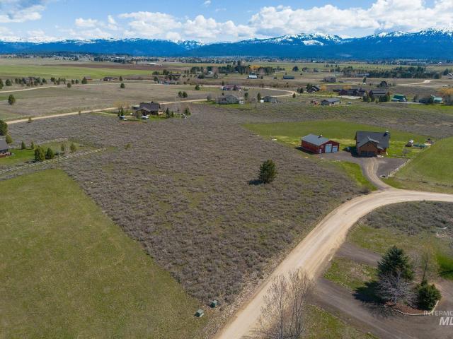 Lot 18 Williams Road