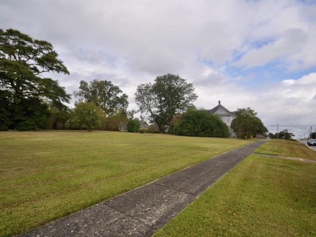 Lot 1 5th Ave