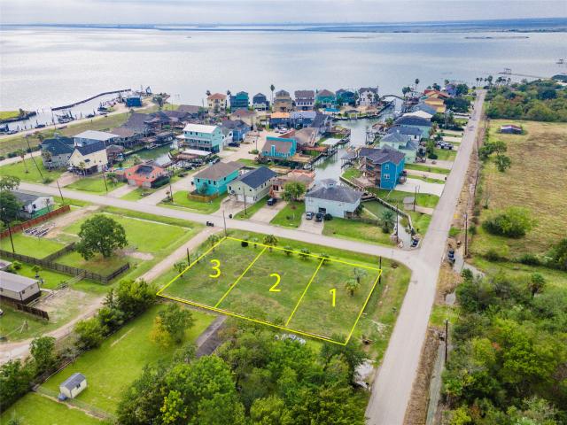 Lot 1 Avenue L