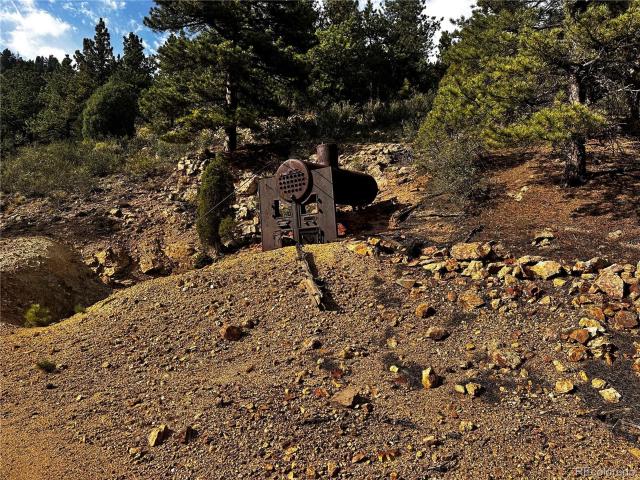 Lot 1 Eagle Mining Claim