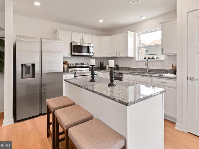 LOT 1 Regent Circle
