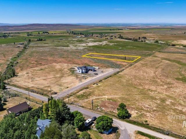 Lot #20 100 E
