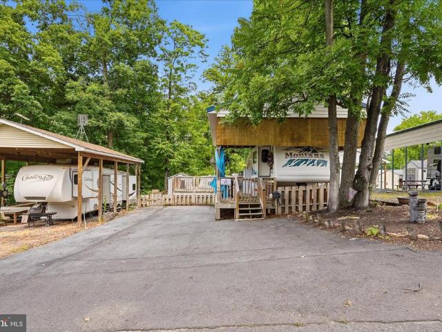 Lot 20 Hot Dog Road