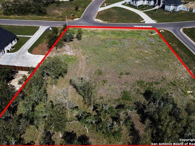 LOT 22 Stone Loop