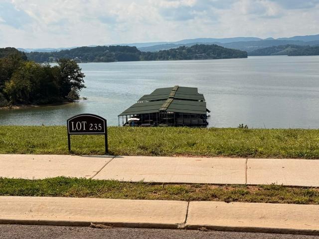 Lot 235 Rusty Row
