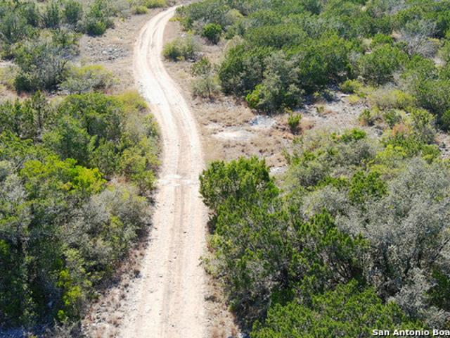 LOT 26 Leona Ranch