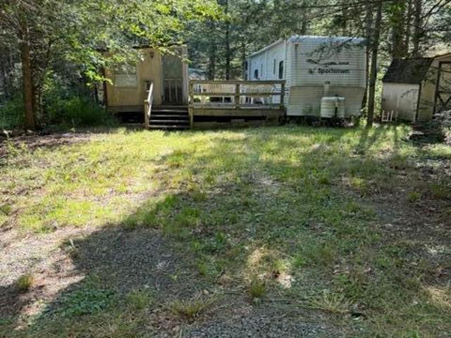 Lot 27 Menoken Trail