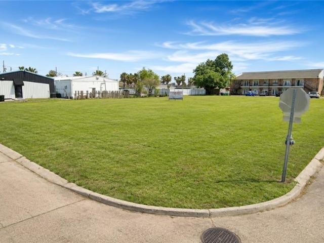 Lot 2 A, 5A, 8A SQ 23 Florida Avenue
